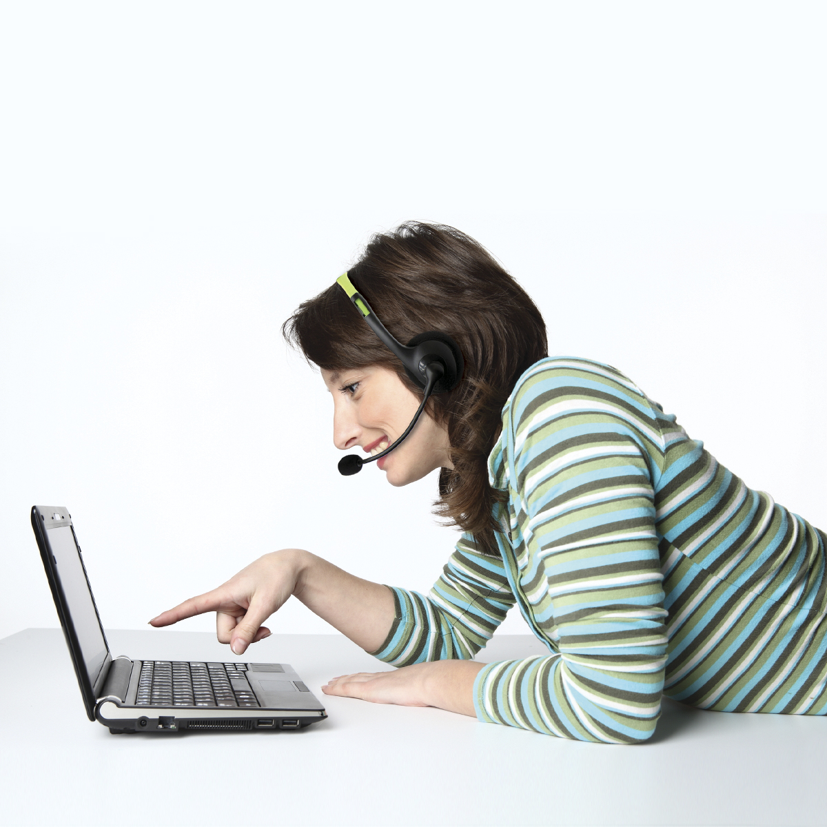 Audifono Para Computadora Con Microfono Integ